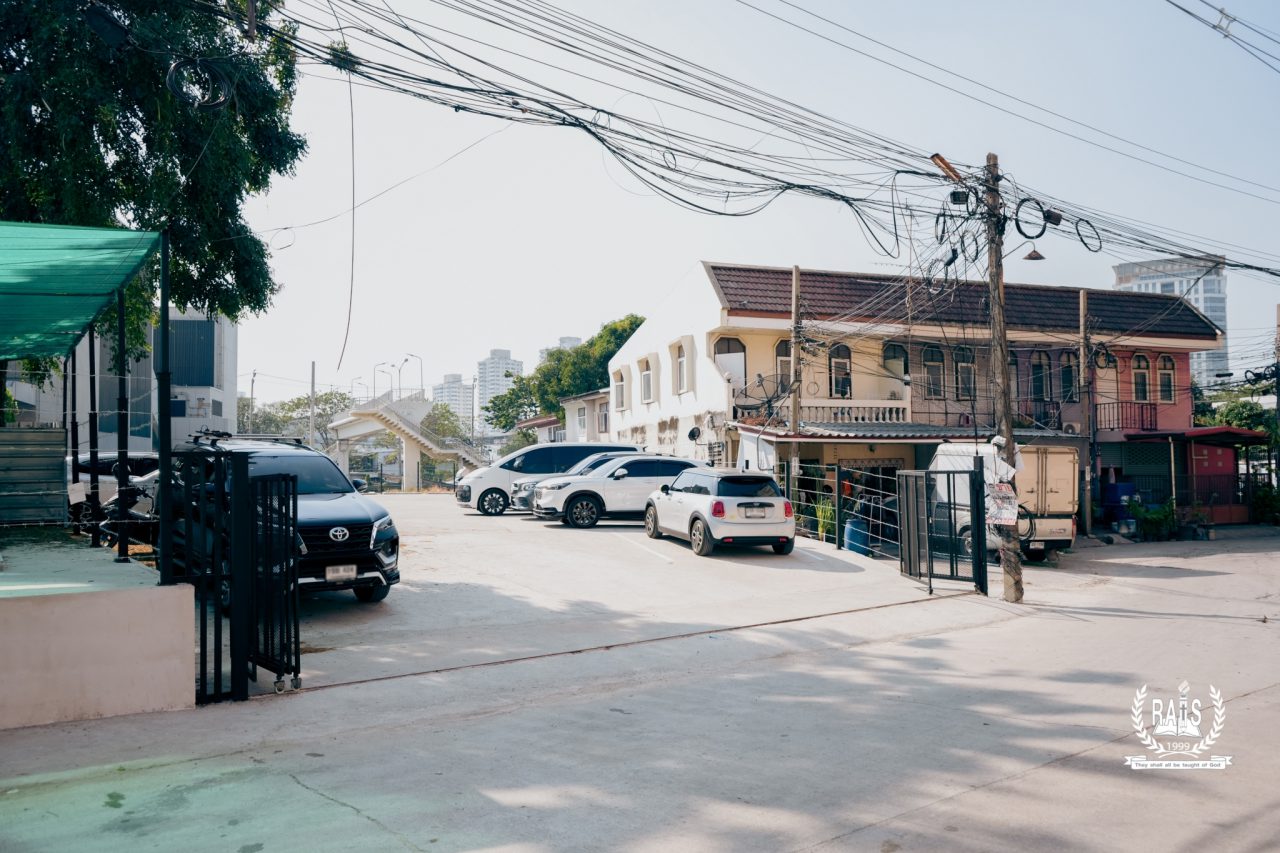 Newly Added Parking Space! - Ramkhamhaeng Advent International School ...